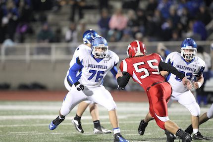 501 LIFE Magazine | Greenbrier: Panthers built around strong offensive line