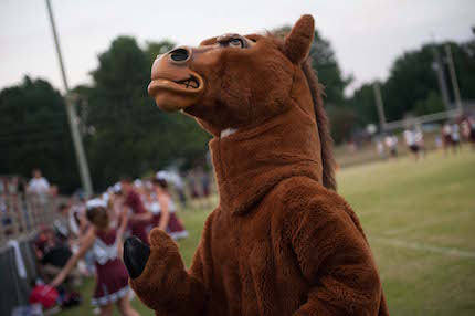 501 LIFE Magazine | Perryville: Mustangs riding ground game to success ...