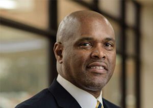 501 LIFE Magazine | ‘Grateful and blessed’: Marcus Elliott makes move to healthcare