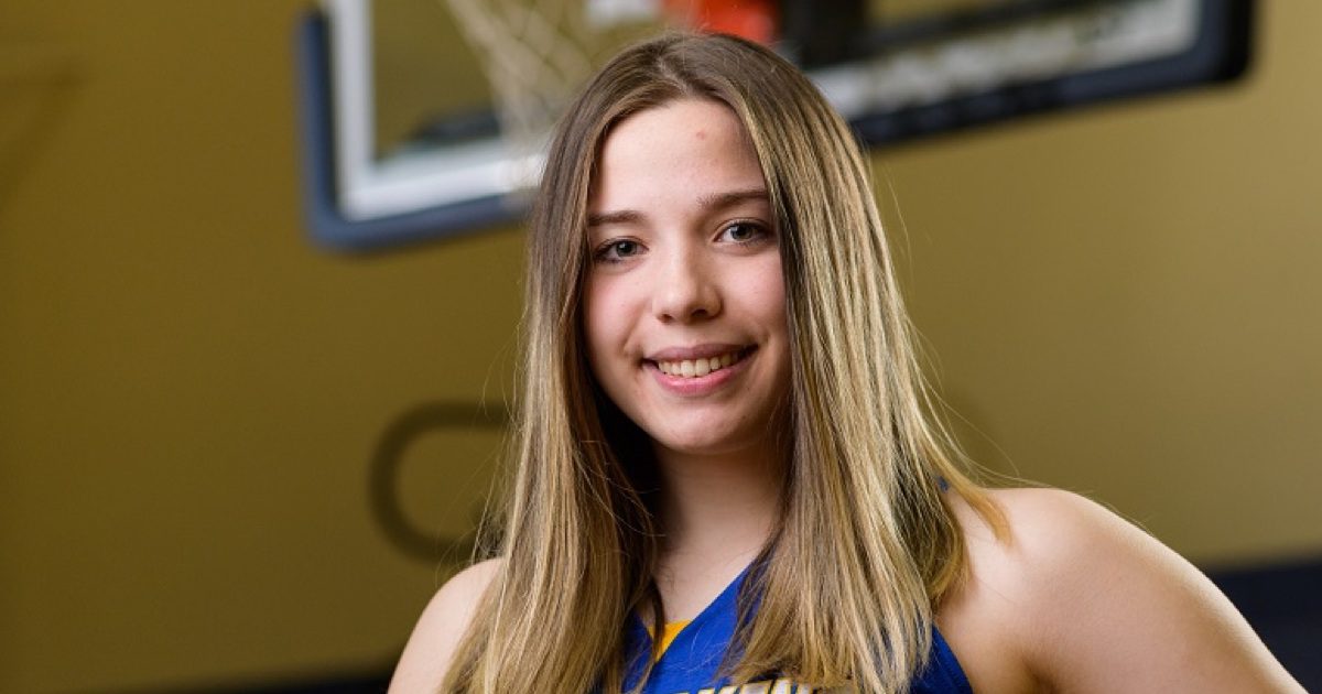 501 LIFE Magazine | Guy-Perkins’ Maya Davidson: ‘Always be my best’