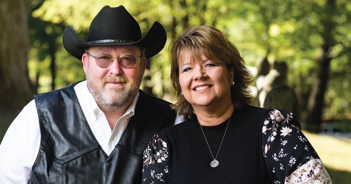 501 LIFE Magazine | Couple of the Month: Jimmy and Rita Thomas