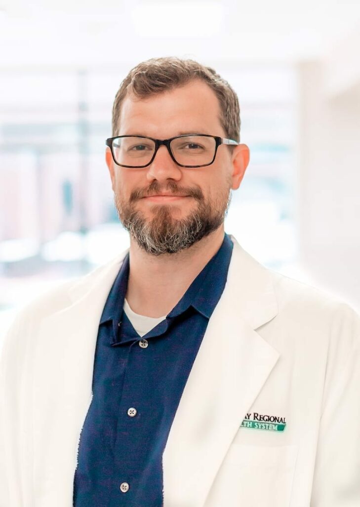 501 LIFE Magazine | Family physician joins Conway Medical Group and ...
