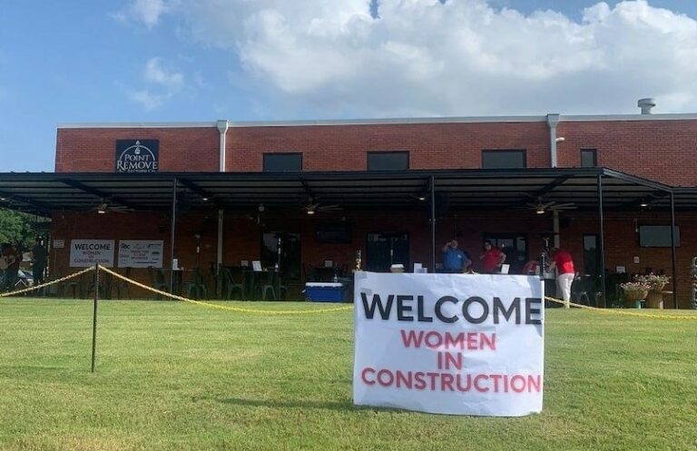 501 LIFE Magazine | Construction industry hosts event