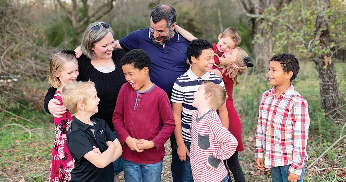 501 LIFE Magazine | The Meeks say ‘yes’ to love