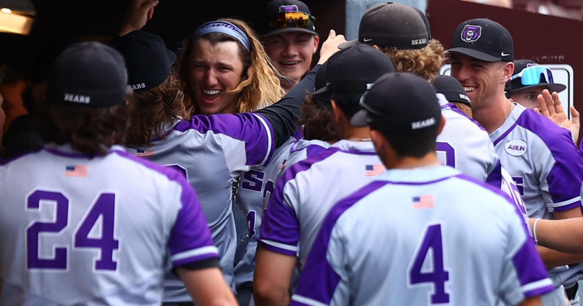 501 LIFE Magazine | Bears take down No. 23 Bulldogs in Starkville