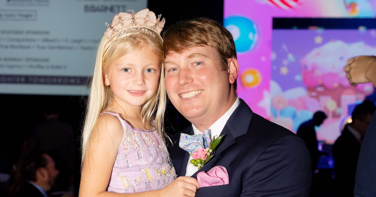 501 LIFE Magazine | CARTI’s 48th Annual Festival of Trees successful