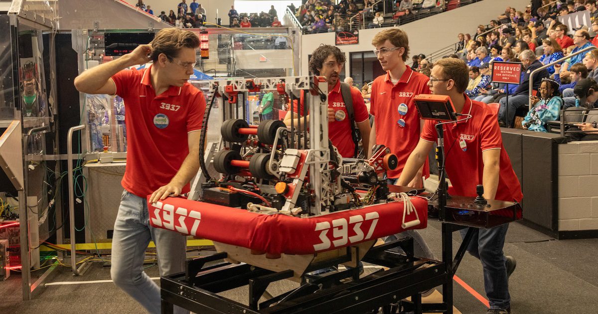 501 LIFE Magazine | Searcy to host Regional Robotics Tournament March 7-8
