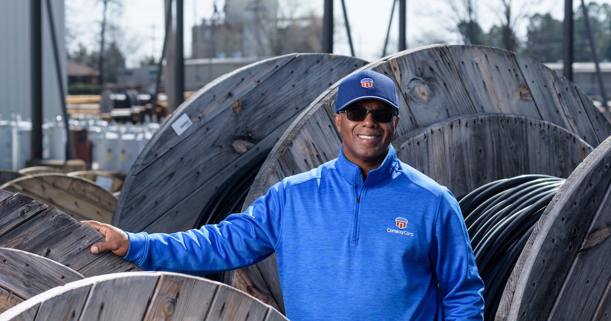 501 LIFE Magazine | McCray retires after 26 years of service to Conway Corp