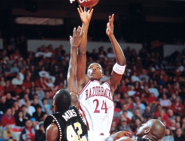 501 LIFE Magazine | 501 Hometown Hall of Famers: Joe Johnson
